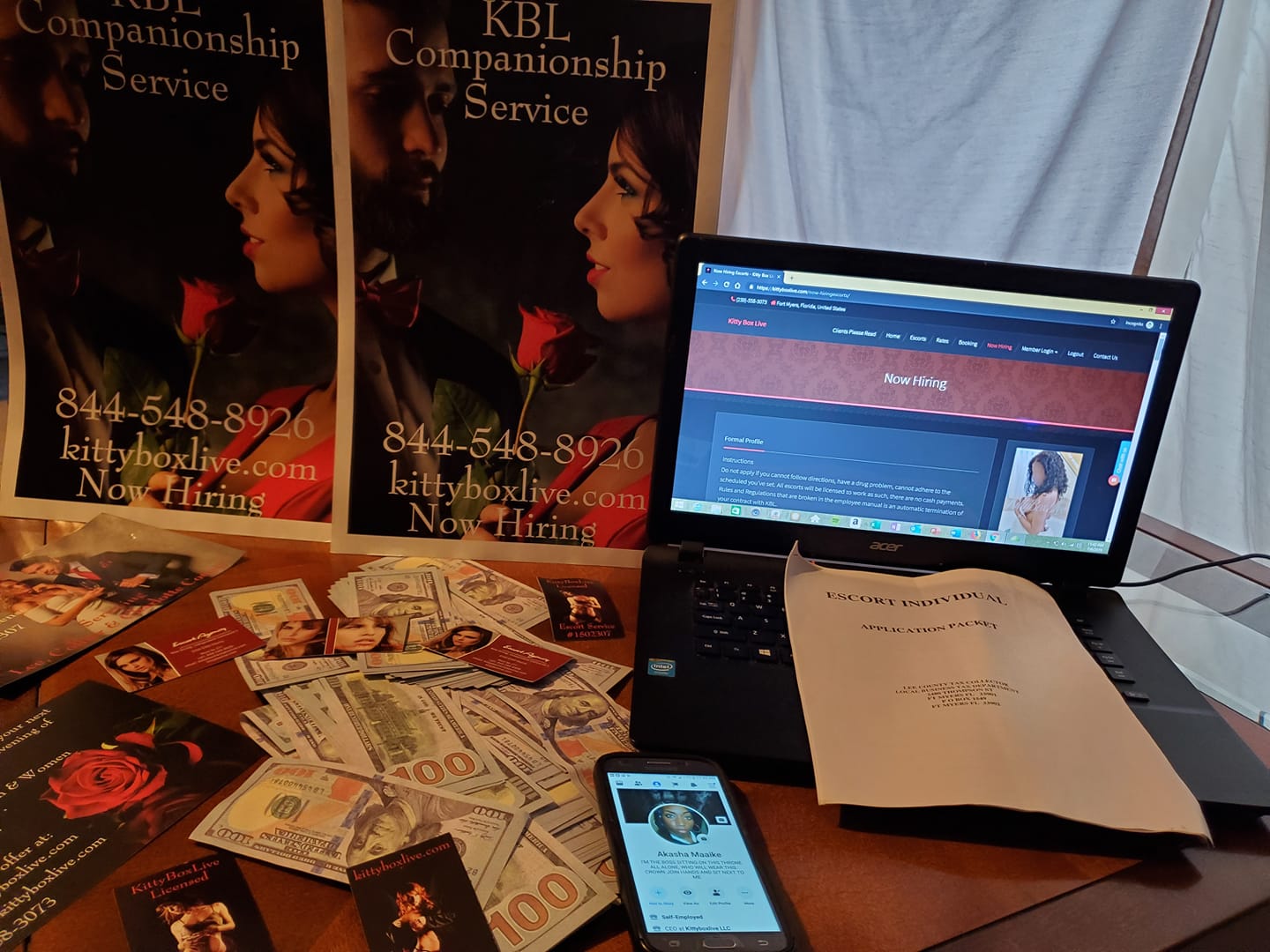 Escorts for hire in Fort Myers - Apply here at Kitty Box Live